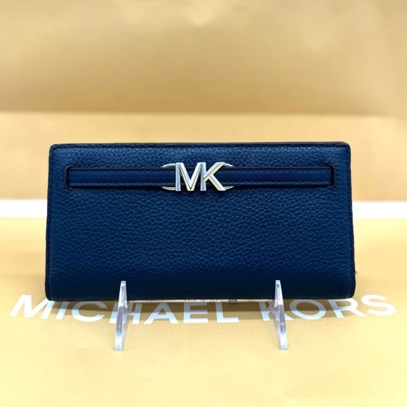 Michael Kors | Bags | Michael Kors Reed Large Snap Bifold Wallet Navy ...